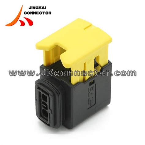 1 1418448 2 Hdscs Female 2 Pin Automotive Connectorproductsshanghai