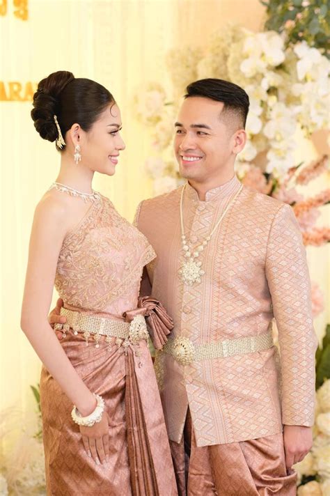 អបអរសាទរ កញ្ញាឯកចក្រវាឡកម្ពុជា២០២១កញ្ញា ងិន ម៉ារ៉ាឌីភ្ជាប់ពាក្យហើយ