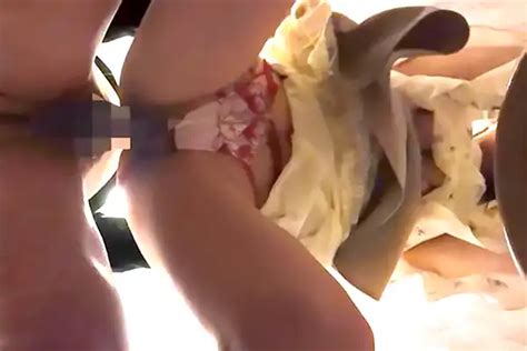 淫語と博多弁で男を狂わせる福岡の痴女！おじさんとトイレで立ちバックsex 天神羽衣 Post【無料av動画】