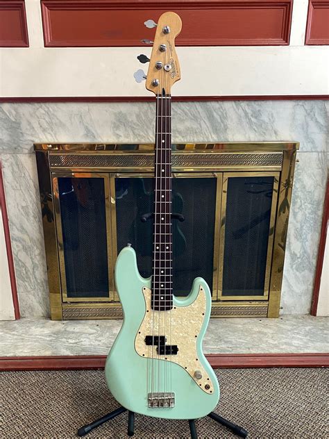 Fender Mark Hoppus Precision Bass Stutzmans Guitar Center