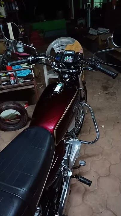 Yamaha Rx100 Maroon Restored With Factory Looks Youtube