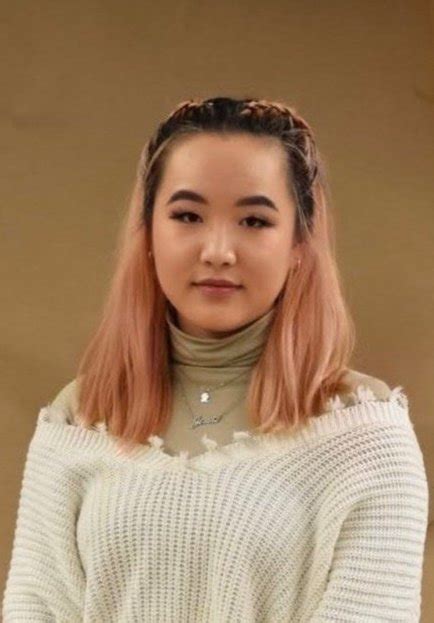Jessie Jiangs Instagram Twitter And Facebook On Idcrawl