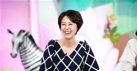 안녕하세요 윤복인 깜짝 결혼 발표 9년 만난 남자친구 결혼하기로 합의