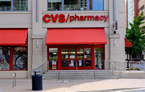 Well Known Retail And Pharmacy Chain Closing Store In Downtown