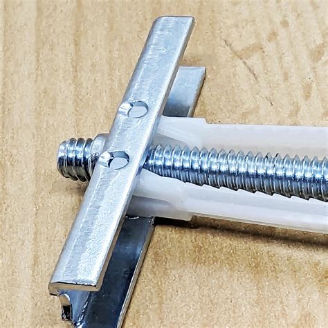 100 Strap Toggle Bolt Drywall Anchors With 14 X 2 12 Screws