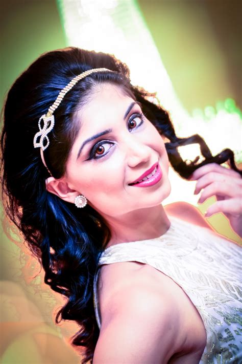 Divya Dhingra Hire Keynote And Guest Speaker Icmi