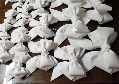 대형리본 에바폼eva폼리본 리본 제작 에바폼꽃 방탄소년단 팝업스토어 하우스 오브 비티에스 House Of Bts 리본장식 대형리본장식대형리본상자