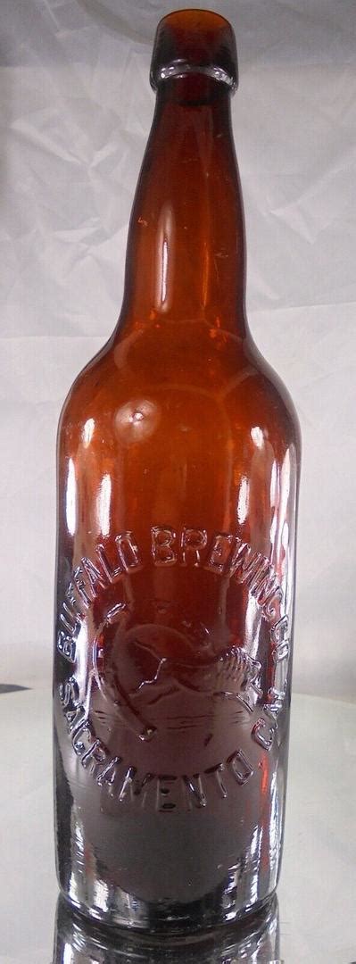 Buffalo Brewing Sacramento California Blob Top Quart Beer Bottle Red