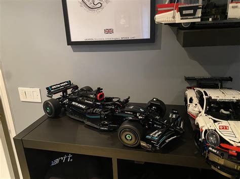 Merc F1 Done R Legodisplay
