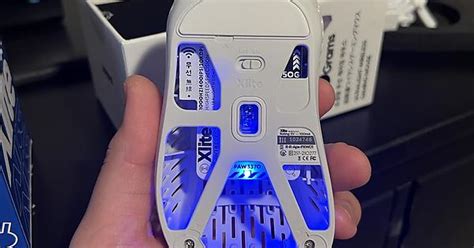 Pulsar Xlite Wireless Does Not Come With Bottom Feet Imgur