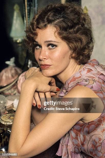 5 067 Karen Black Photos And High Res Pictures Getty Images