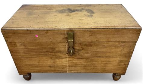 Lot Antique Carpenters Pine Wood Tool Chest