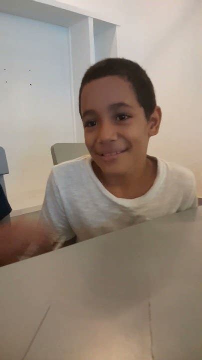 Ellos Pidiendo Su Comidad Youtube