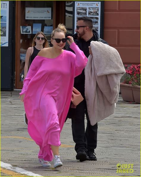 Sia Takes In The Sights In Italy After Surprise Wedding Photo 4931941 Sia Photos Just