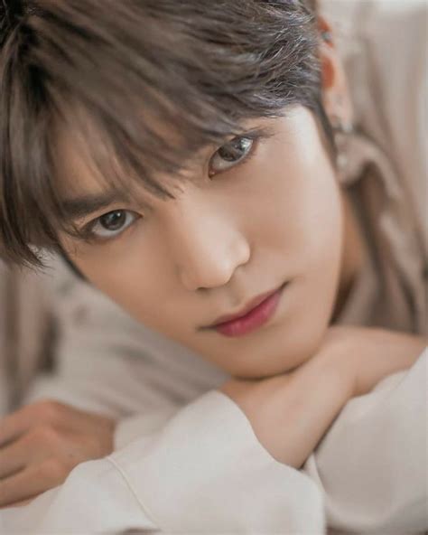 Foto Artis Cowok Korea Terganteng Aulesco