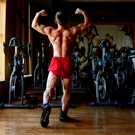 Jacked 15 Year Old Bodybuilder Can Definitely Take Your Lunch Money