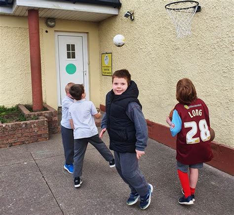 Bláth Na HÓige Scoil Íosagàin Aghada National School Midleton