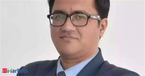 Rupee Outlook Rupee May Test 84 Going Into December As Global Economic