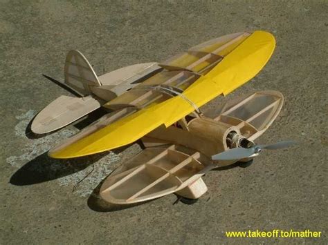 Lazy Bee Fun Fly May 18 2003