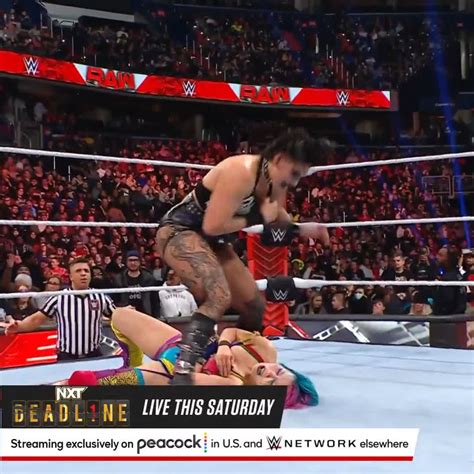 Wwe On Twitter As Itsbayleywwe Wins The Triple Threat Match Rhearipley Wwe Takes Out Her