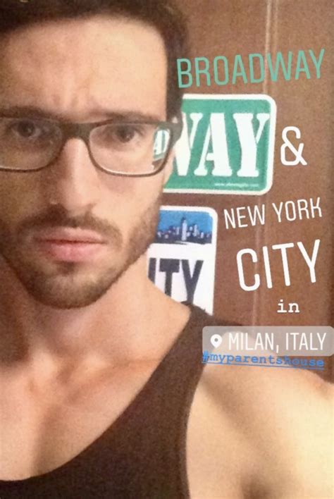 Guys With Thick Glasses Guyswiththickglasses Tumblr Blog Tumlook