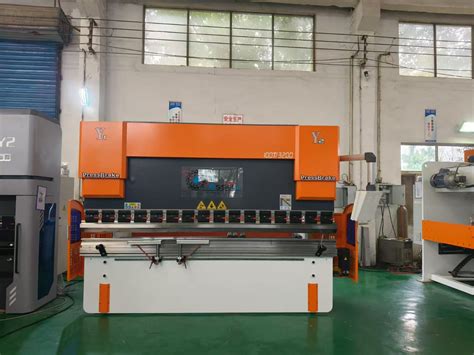31 Axis 100t4000 Cnc Hydraulic Press Brake Machine Capacity 100 Ton