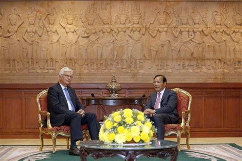 ឯកឧត្តម ឧបនាយករដ្ឋមន្រ្តី ប្រាក់ សុខុន អនុញ្ញាតឲ្យឯកអគ្គរដ្ឋទូតអាល្លឺម៉ង់ចប់អាណត្តិ