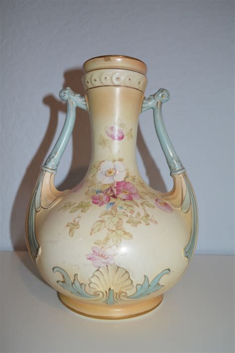 Two Handled Crown Devon Vase Collectors Weekly