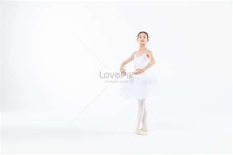 어린 소녀 발레 춤 사진 무료 다운로드 Lovepik