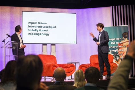 𝐃𝐞 𝐥𝐚𝐚𝐭𝐬𝐭𝐞 𝐦𝐚𝐚𝐧𝐝 𝐯𝐚𝐧 𝟐𝟎𝟐𝟒 𝐢𝐬 𝐛𝐞𝐠𝐨𝐧𝐧𝐞𝐧 𝐞𝐧 𝐰𝐚𝐭 𝐞𝐞𝐧 𝐠𝐞𝐰𝐞𝐥𝐝𝐢𝐠𝐞 𝐬𝐭𝐚𝐫𝐭