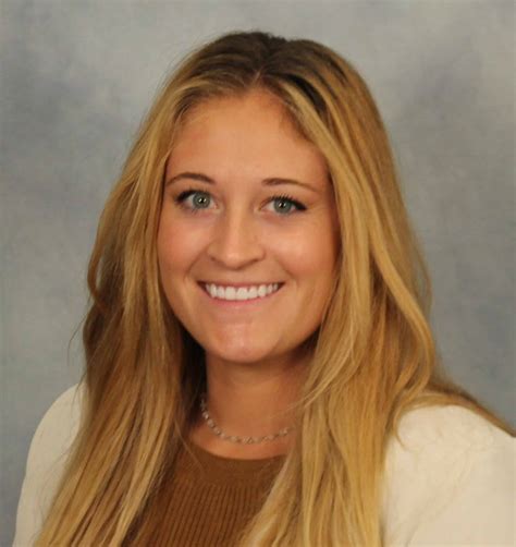 Savannah Walker Sun Life Health