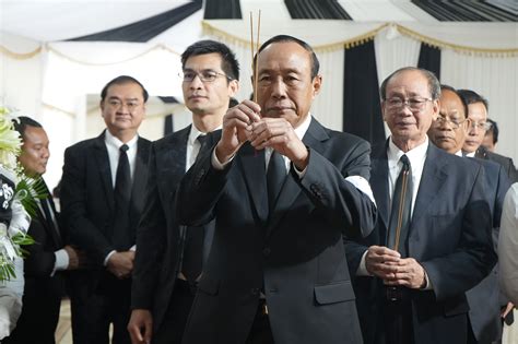 រូបភាពសកម្មភាព ឯកឧត្ដម ប្រាជ្ញ ចន្ទ ប្រធាន គ ជ ប និងថ្នាក់ដឹកនាំ គ ជ ប