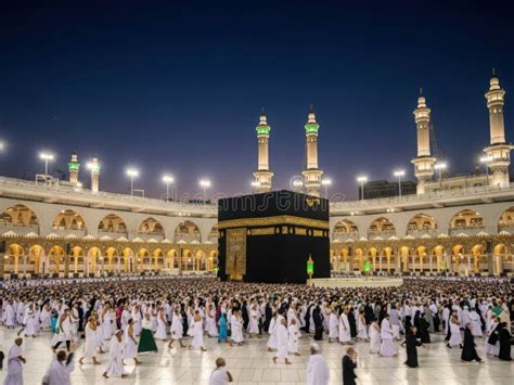 Night View Of The Kaaba At Masjid Al Haram Stock Illustration