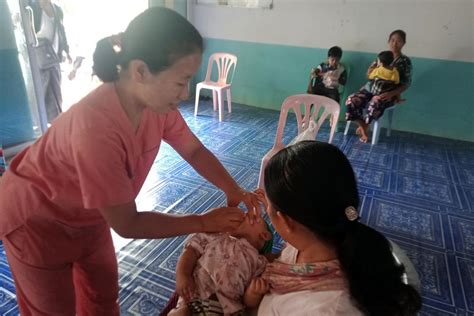 တာလေမြို့၌ ကိုယ်ဝန်ဆောင်မိခင်များနှင့် အသက် ၁ နှစ်ခွဲအောက် ကလေးငယ်များအား ပုံမှန်ကာကွယ်ဆေး ထိုးန