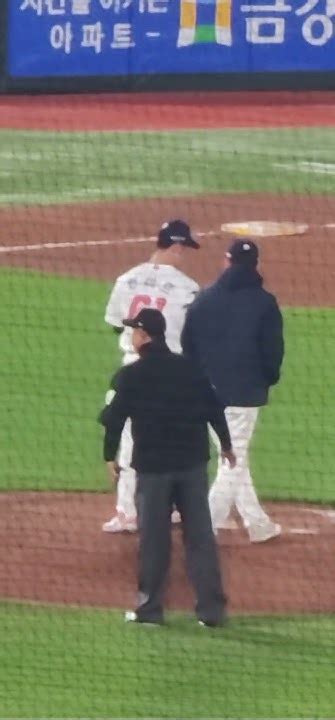 믿고보는 롯데자이언츠 전미르선수 💙💙💙 절대적인 응원을 하는 롯데팬들👍👍👍 Youtube