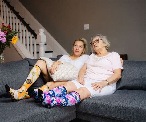 Compression Socks Uses And Benefits LUXUO