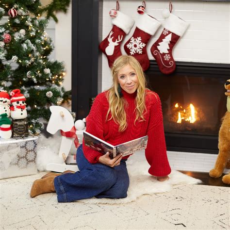 Ellie Holcomb Biography Awards Career Breakthrough Family Networth Achievements Latest