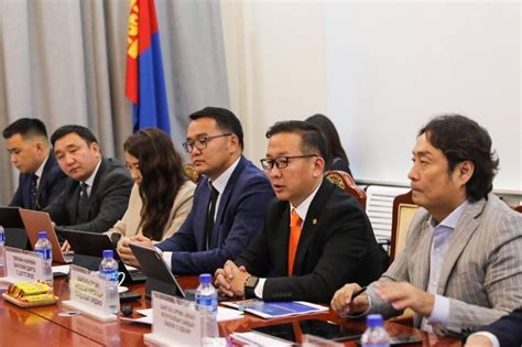 БАЙГАЛЬ ОРЧИН АЯЛАЛ ЖУУЛЧЛАЛЫН ЯАМ СОЁЛЫН ЯАМ ХАМТАРСАН УУЛЗАЛТ ЗОХИОН БАЙГУУЛЛАА