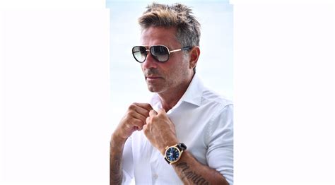 Javier Ferrer La Casa De Los Éxitos Caras