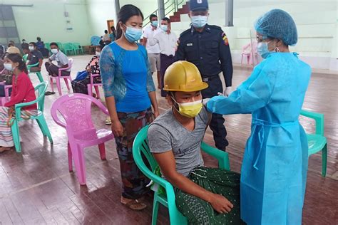 ဂန့်ဂေါမြို့နယ်၌ အသက် ၁၈ နှစ်နှင့်အထက် ပြည်သူများအား ကိုဗစ် ၁၉ ရောဂါ ကာကွယ်ဆေး Phase 3 ပထမအက