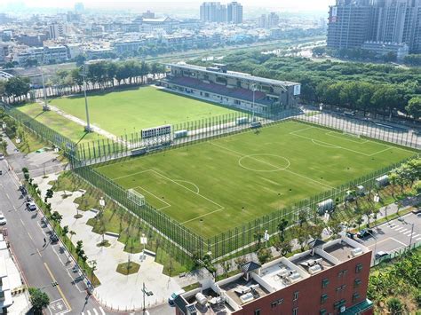 砸35億元！「國際認證」原為楠梓足球場必備規格，為什麼新球場落成竟不符合fifa標準？ 今周刊