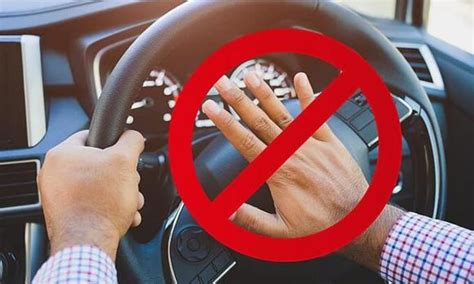 Khi L I Xe C C Eo Tai Nghe Kh Ng