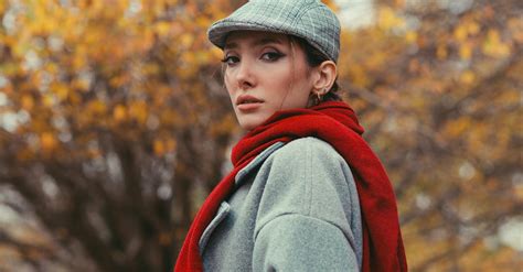 가을 가을 기분 가을 분위기 가을 사진 가을 색 가을 시즌 가을 옷 가을 옷장 가을 장면 가을 패션 가을 풍경 가을의 가을의 날 가지 갈색 머리