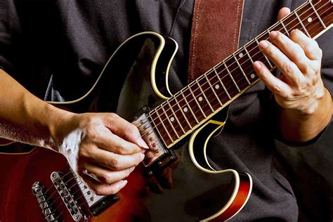 4 Best Guitar Strings For Jazz Smooth Grooves And Warm Tones