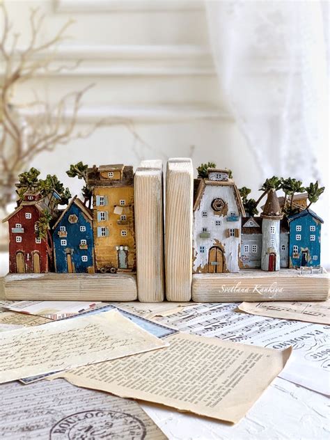 Держатели для книг Французские улочки домики дрифтвуд арт заказать на Ярмарке Мастеров