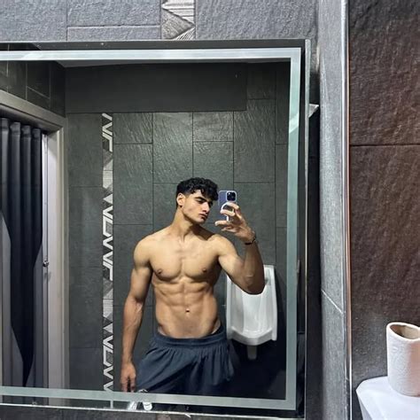 ‎زيـــــــّآد🇵🇸‎ ziad mohamed on threads