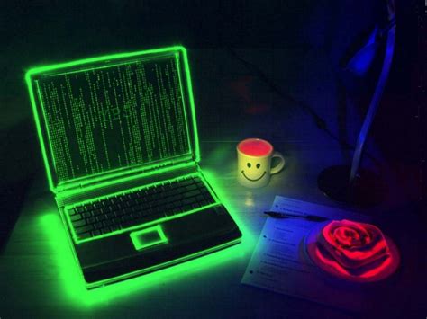 yps crypt perbedaan antara hacker dan cracker