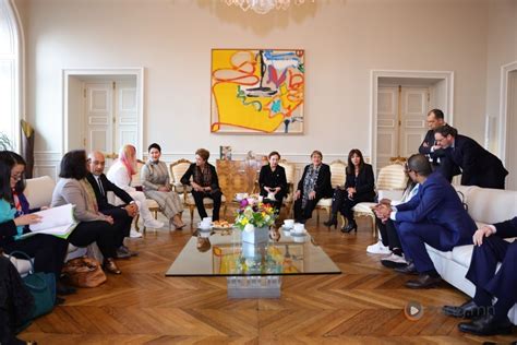 Гадаад харилцааны сайд Б Батцэцэг эмэгтэйчүүдийн эрхийг хамгаалах олон