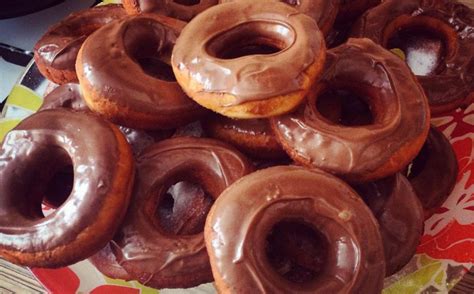 მარტივი ინსტრუქცია როგორ მოვამზადოთ შოკოლადის დონატები ნაზი ცომი შოკოლადის გემრიელი შიგთავსი