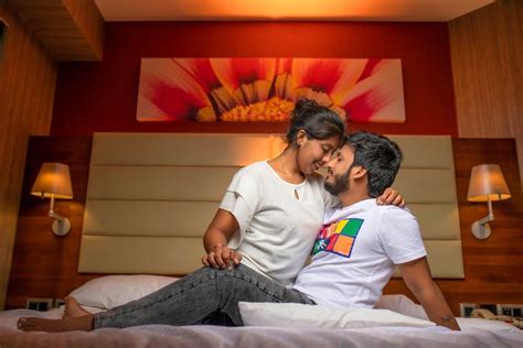 Pin By Ar Akash Photography On Prewedding Photoshoot Photoshoot Couple Photos Pre Wedding